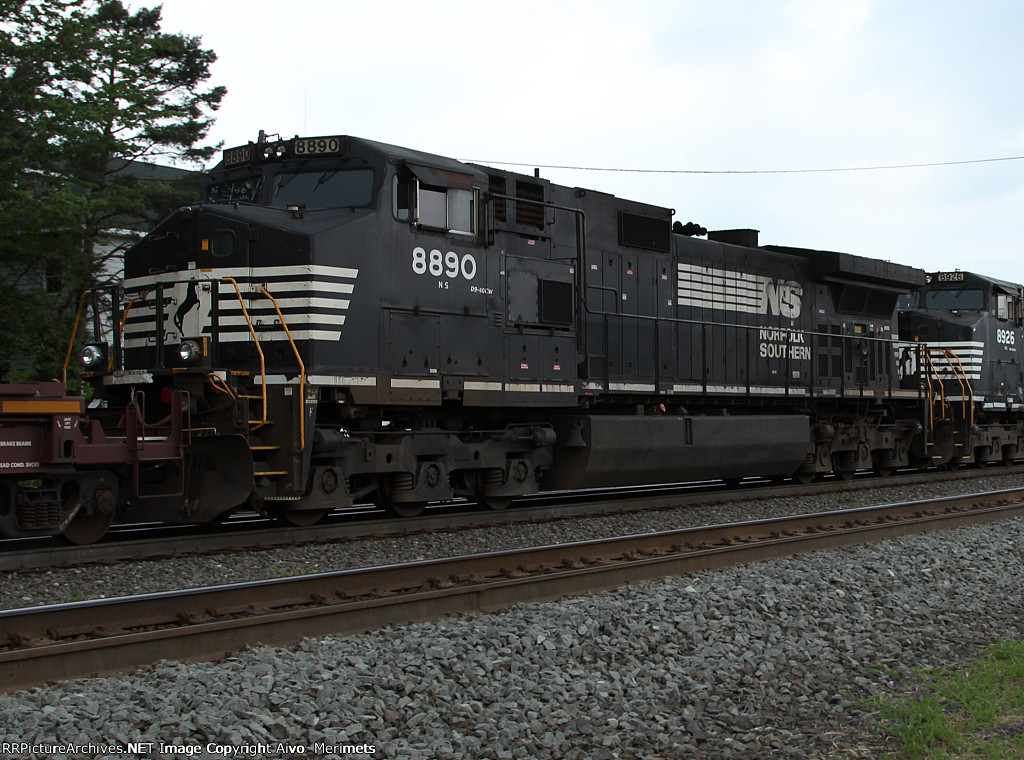 NS 8890